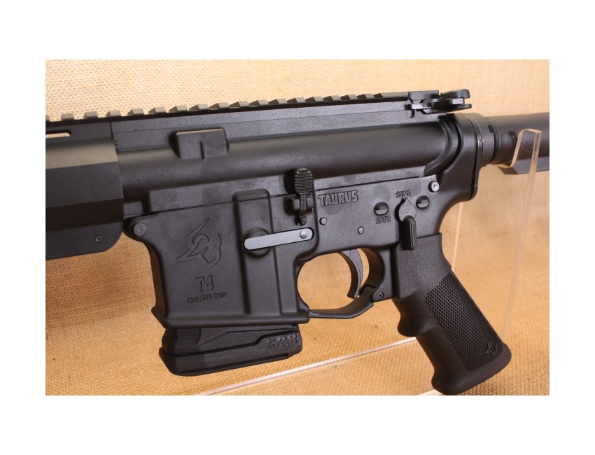 Taurus AR15 T4 calibre 223 - Armes D'Histoire
